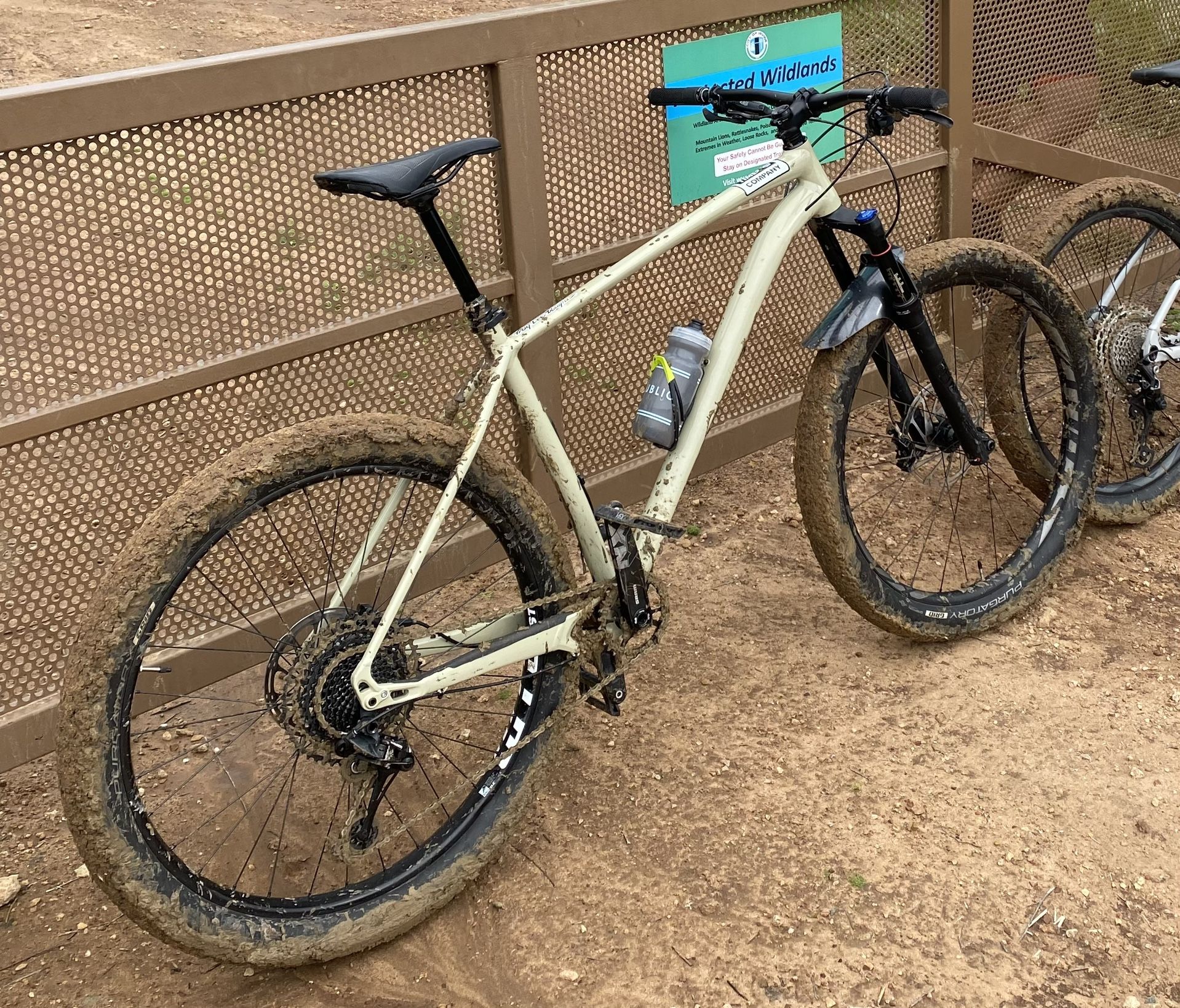 Specialized Fuse Hardtail XL Mountain Bike 27.5 for Sale in Irvine, CA ...