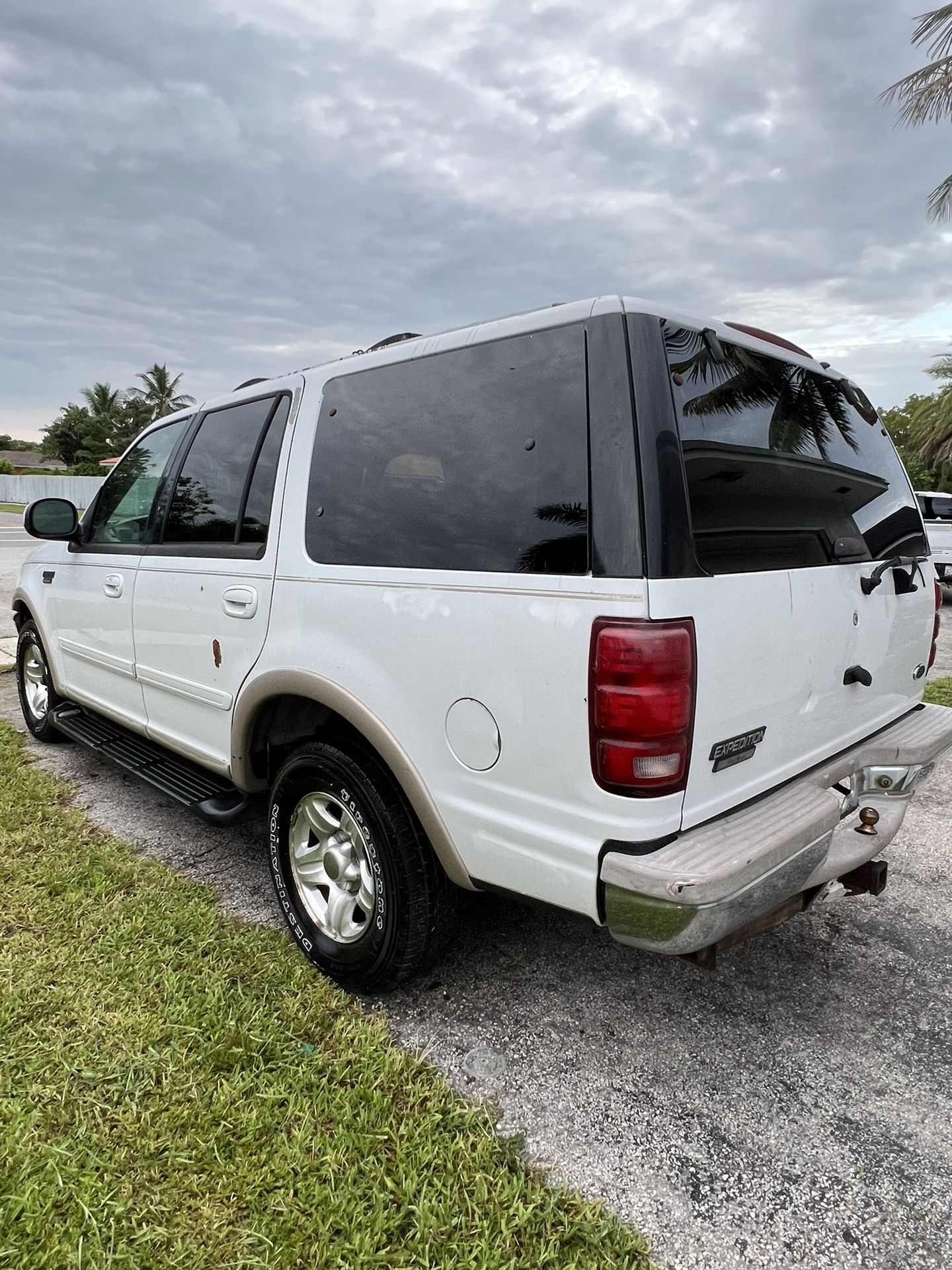 1998 Ford Expedition for Sale in Miami, FL - OfferUp