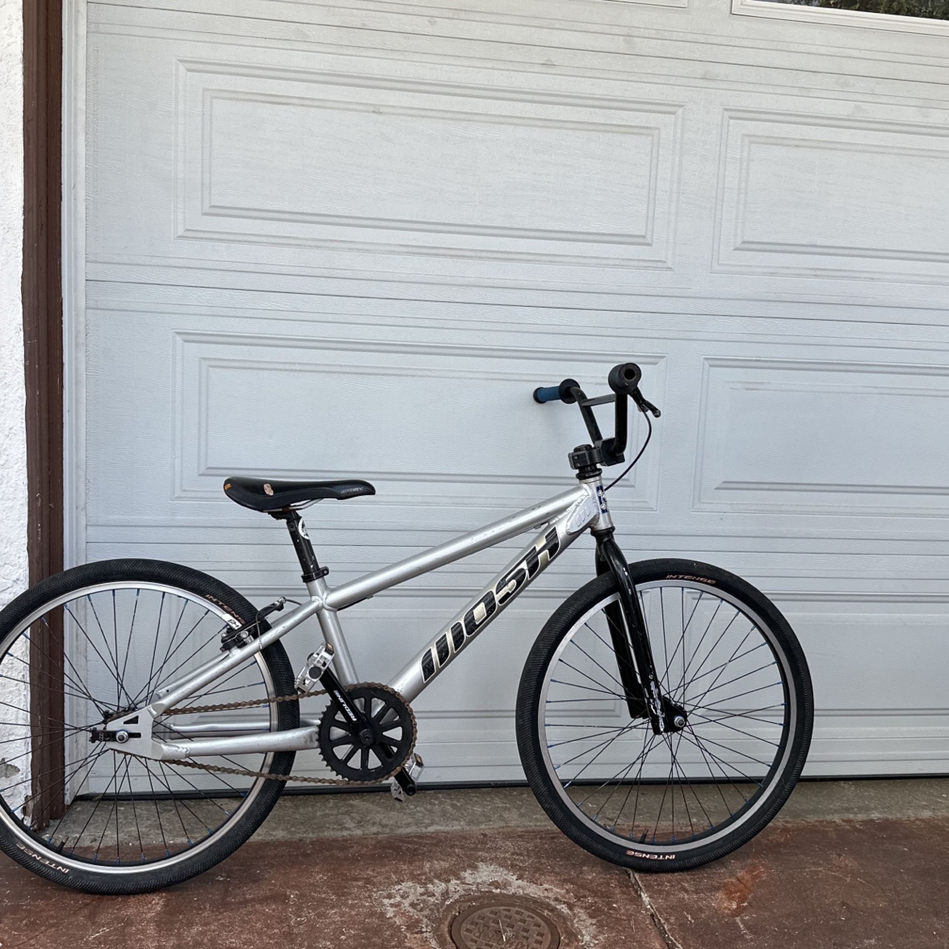 Mosh 24” BMX Pro Racing Cruiser for Sale in Encinitas, CA - OfferUp
