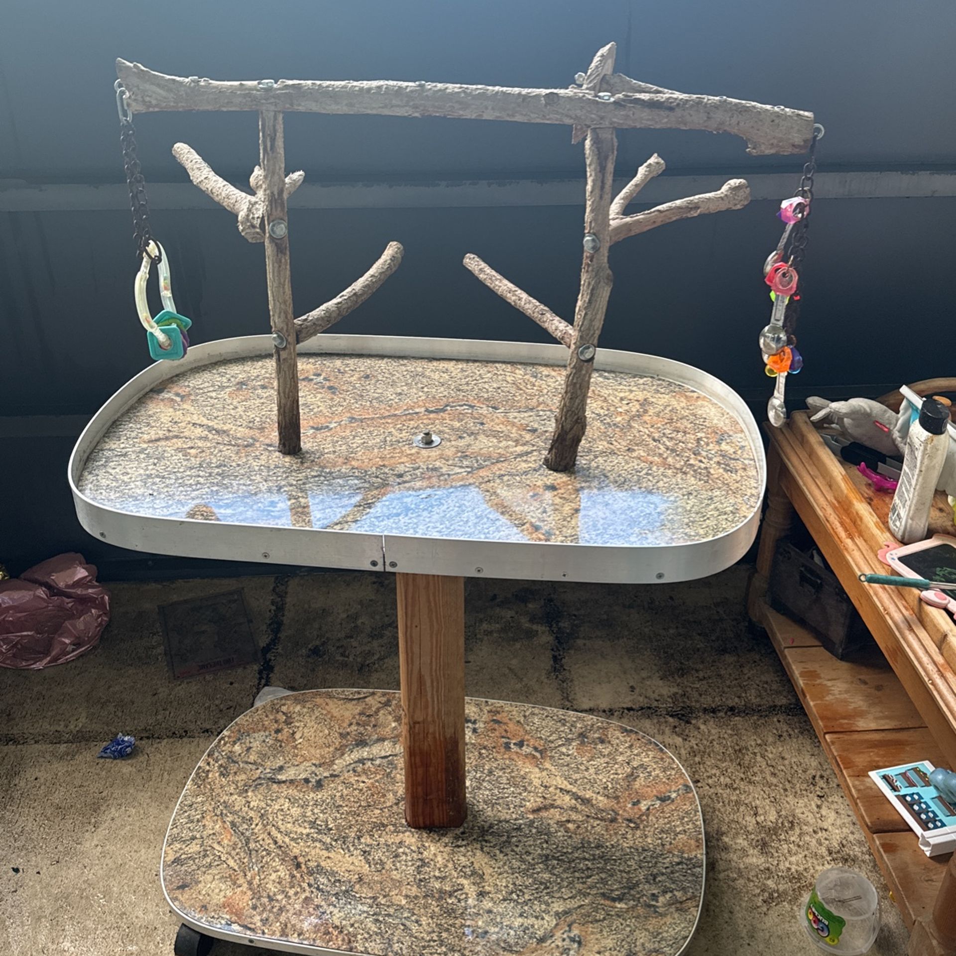 Large Bird Perch for Sale in Boca Raton, FL - OfferUp
