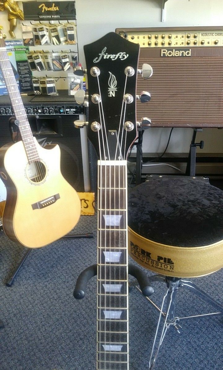 Firefly E-338 hollow body tabacoo burst for Sale in SKOK, WA - OfferUp