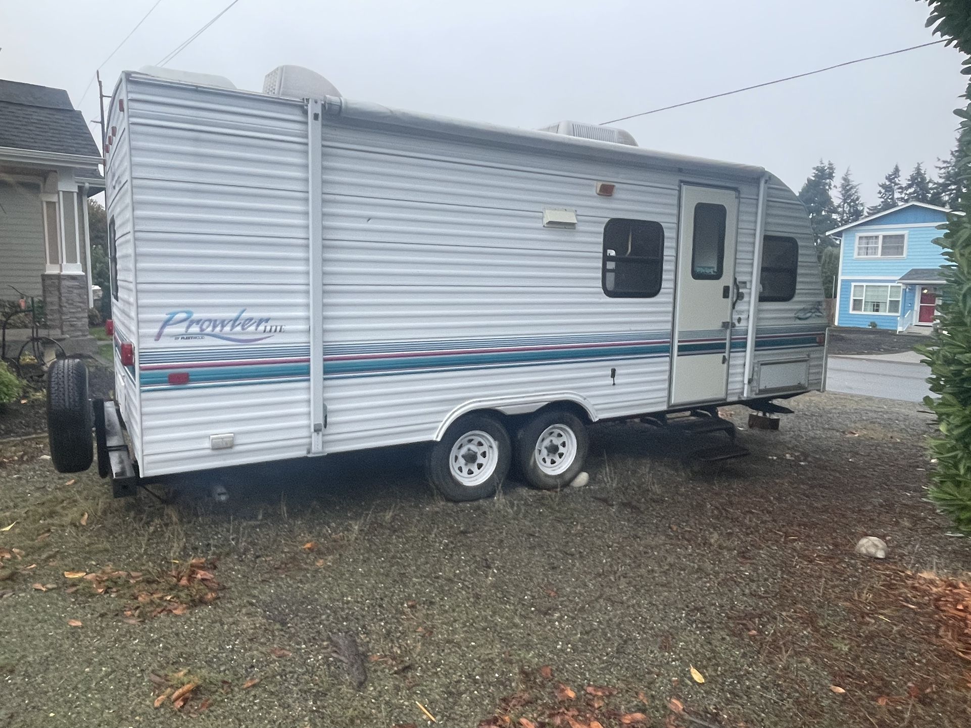 1998 Fleetwood Prowler Travel Trailer for Sale in Tacoma, WA - OfferUp