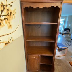 Broyhill Illuminated Cabinet Bookcase for Sale in Tacoma WA OfferUp