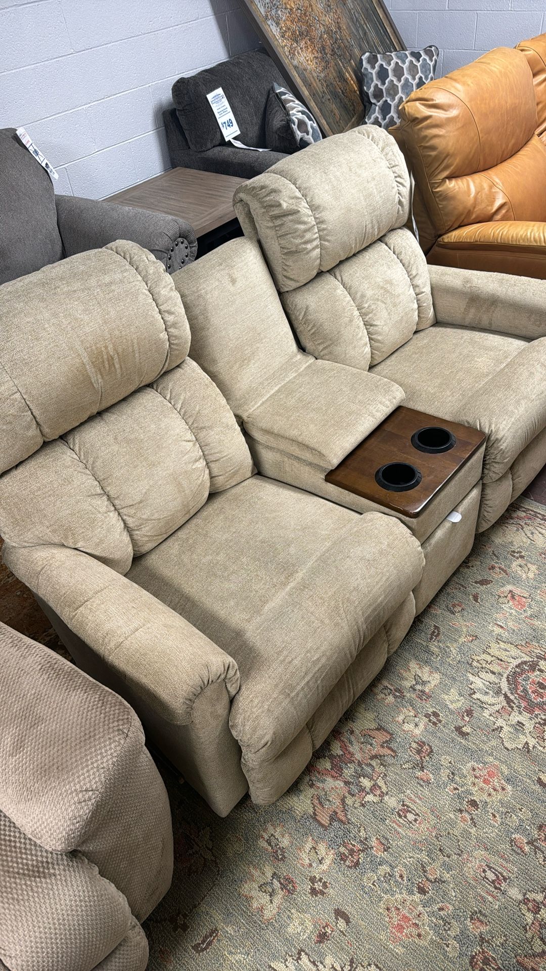 Lazboy Double Reclining Love Seat for Sale in Lexington, NC - OfferUp
