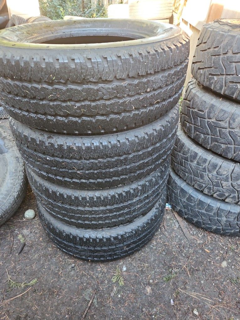 Lt285/60/20 Set Of Four Firestone 10 Ply for Sale in Bellevue, WA - OfferUp