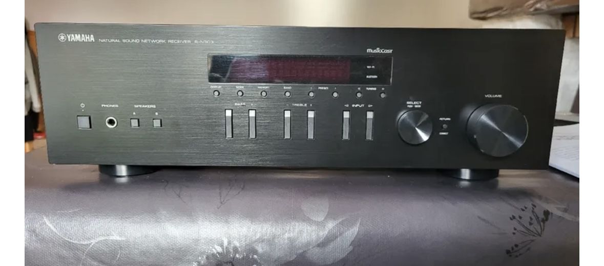 Yamaha R-N303 hifi Stereo Receiver W/ Wifi Bluetooth & Alexa 2 channel ...