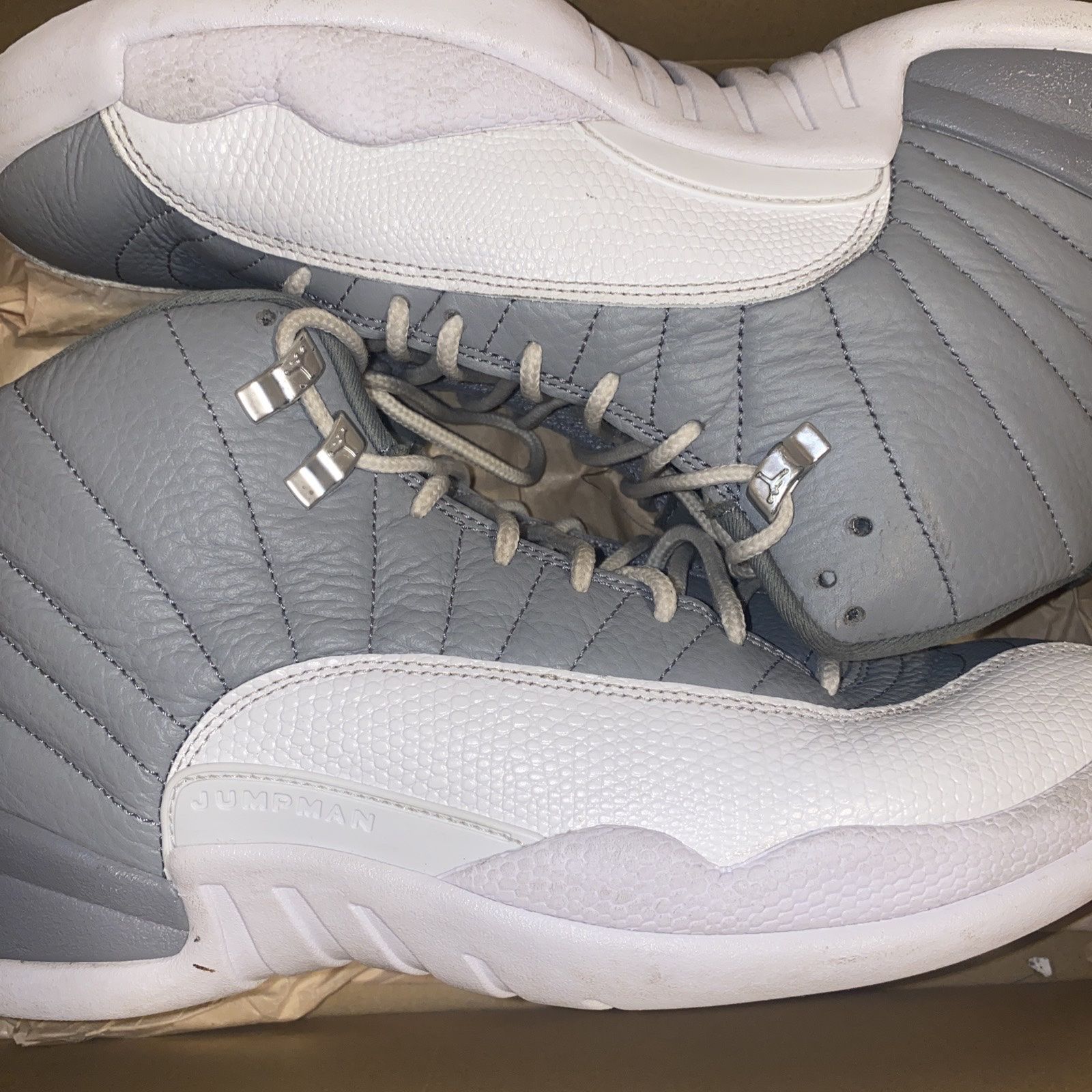 Retro 12 Cool Grey