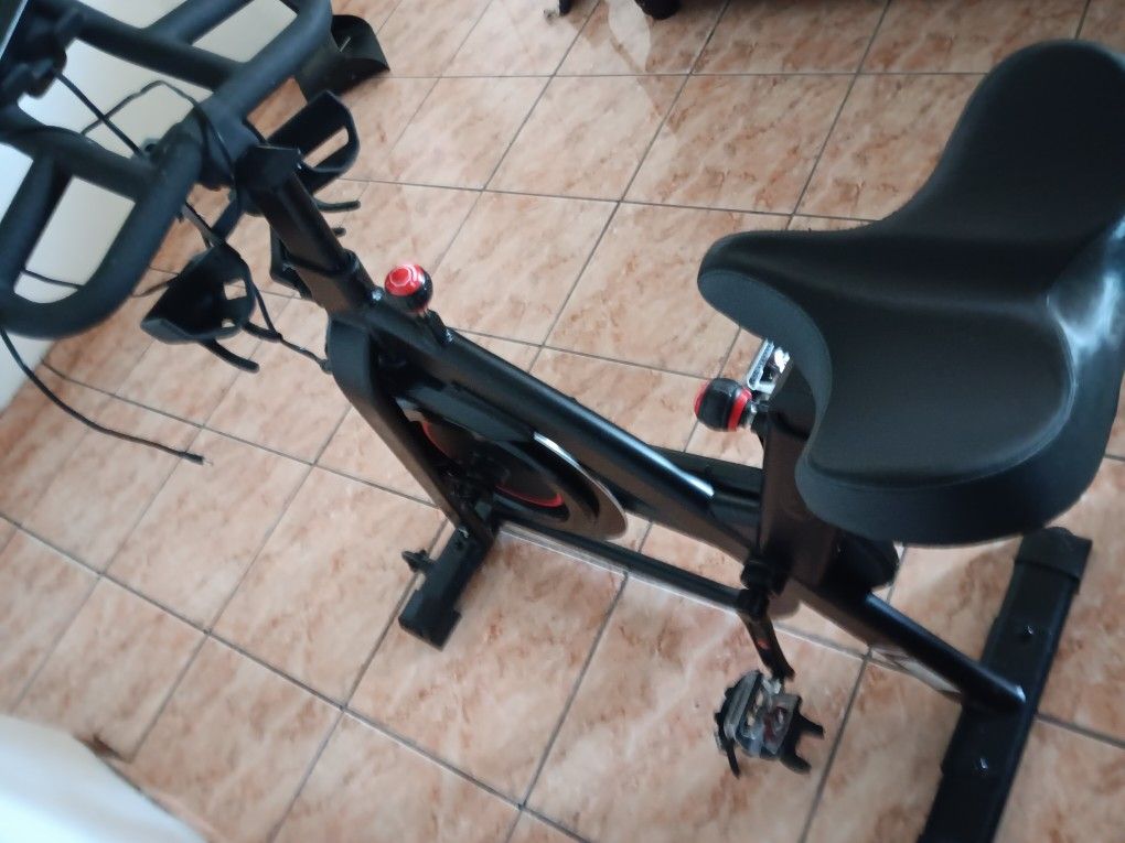 Bowflex C7 Exercise Bike for Sale in Phoenix, AZ - OfferUp