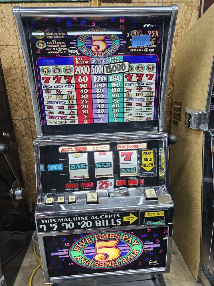 IGT SLOT MACHINE (5X PAY) for Sale in Lakewood, CA - OfferUp