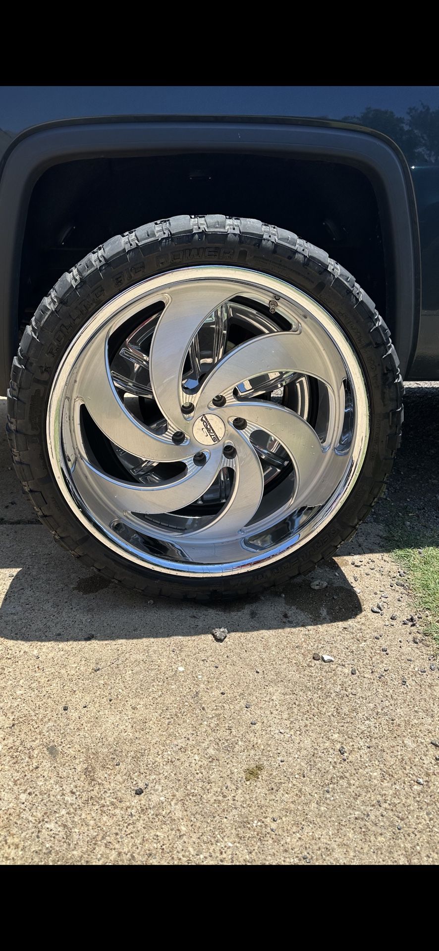 24” Strada Rims for Sale in Crowley, TX - OfferUp