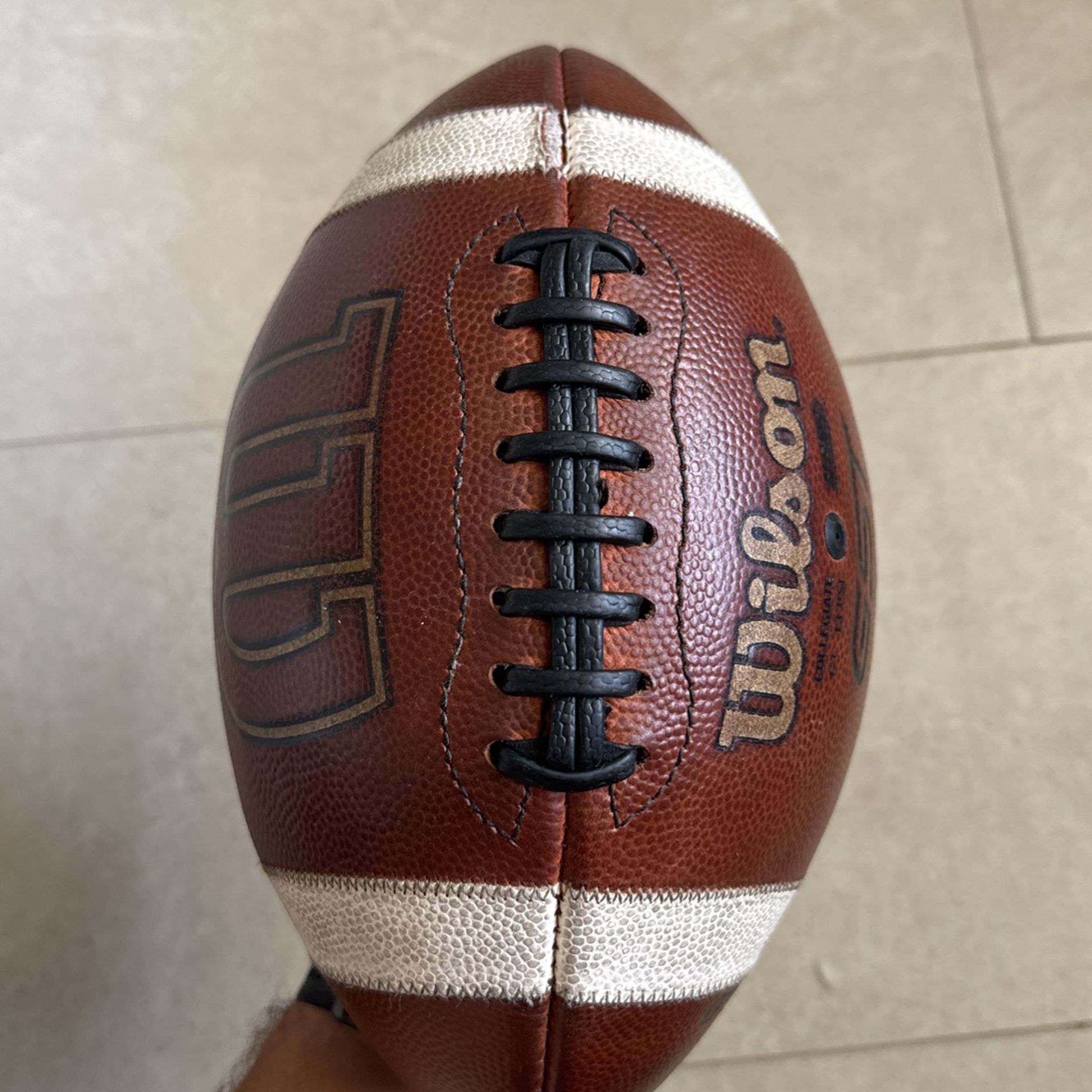 Wilson GST leather Football for Sale in Miami, FL - OfferUp