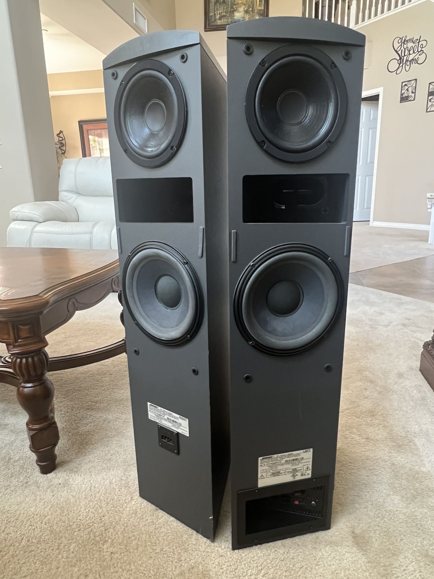 Pair of BOSE 701 II Speakers for Sale in Escondido, CA - OfferUp