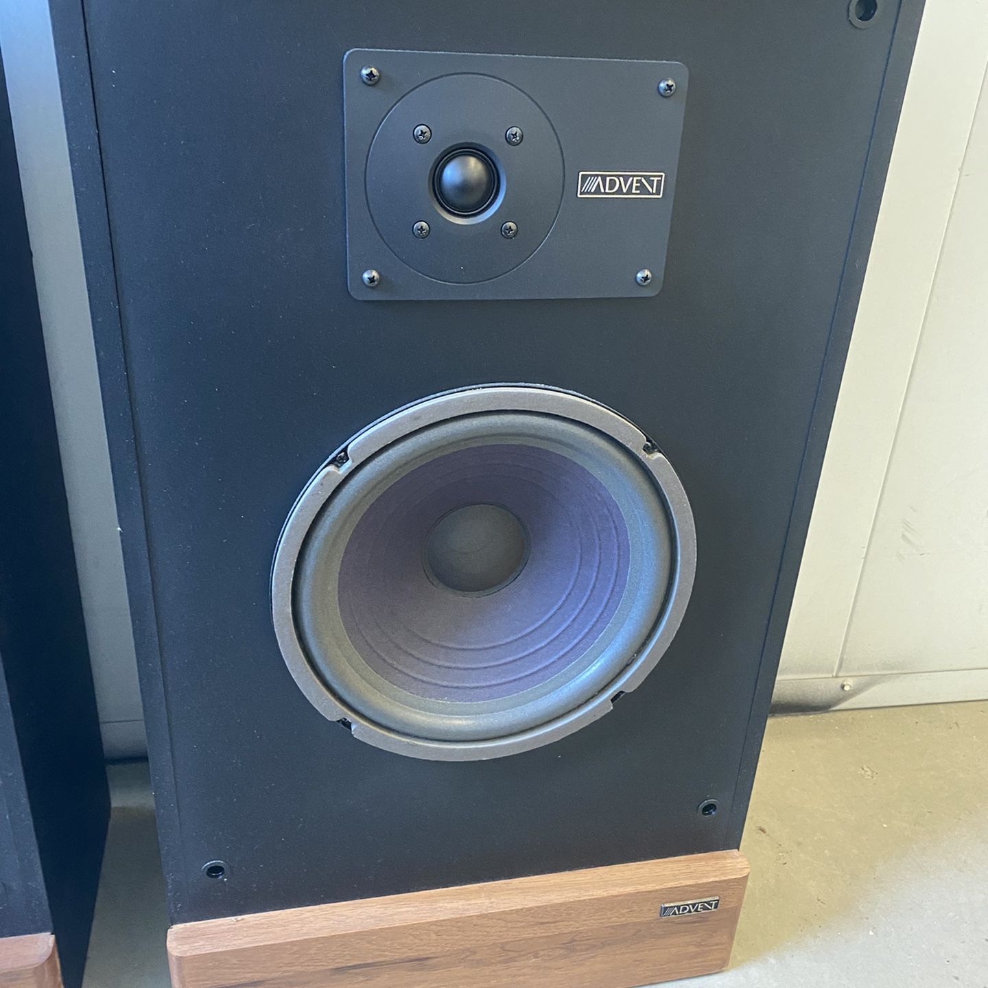Advent 2 Speakers