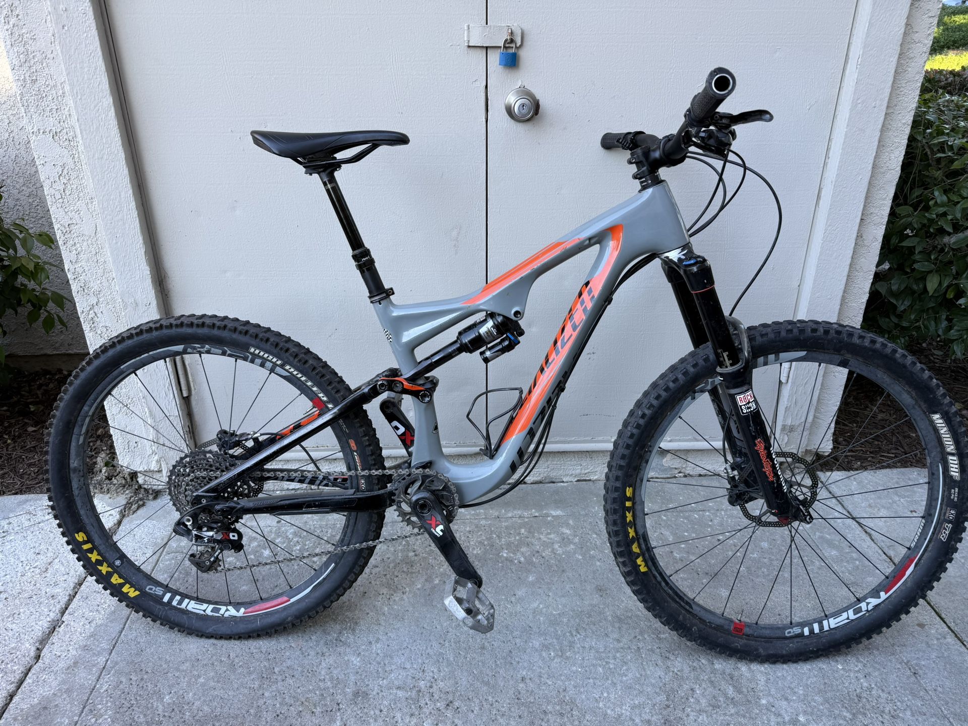 Specialized Stumpjumper Evo Expert for Sale in Lake Forest, CA - OfferUp