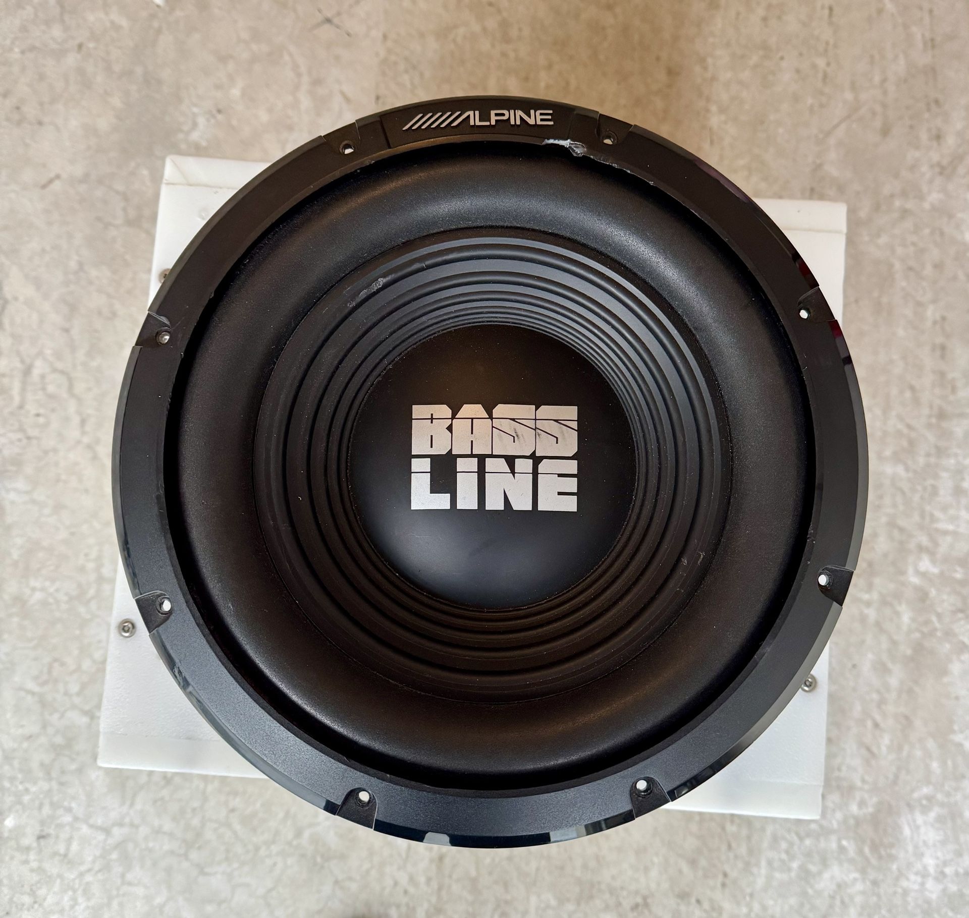 Alpine 12” Subwoofer for Sale in Puyallup, WA - OfferUp