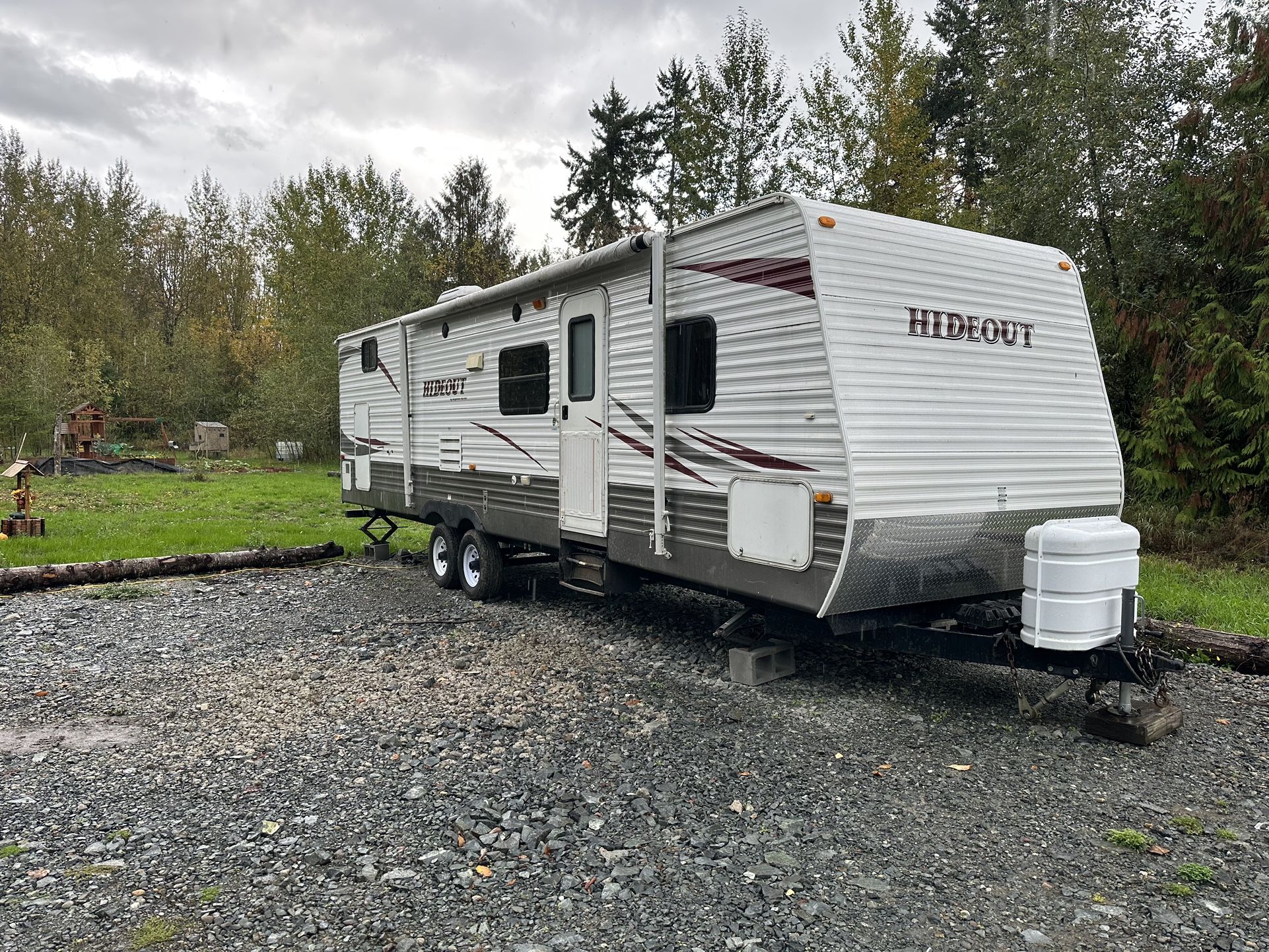 2010 Keystone Hideout 31BHSWE for Sale in Eatonville, WA - OfferUp