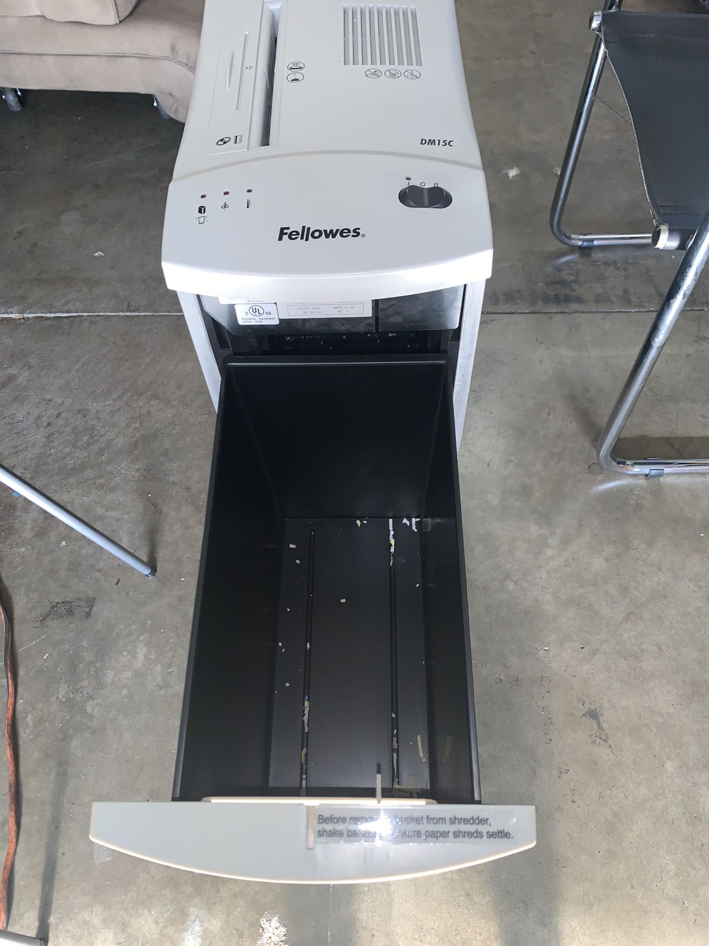 Fellowes DM15C POWERSHRED Confetti-Cut Paper Shredder 15-Sheet Capacity ...