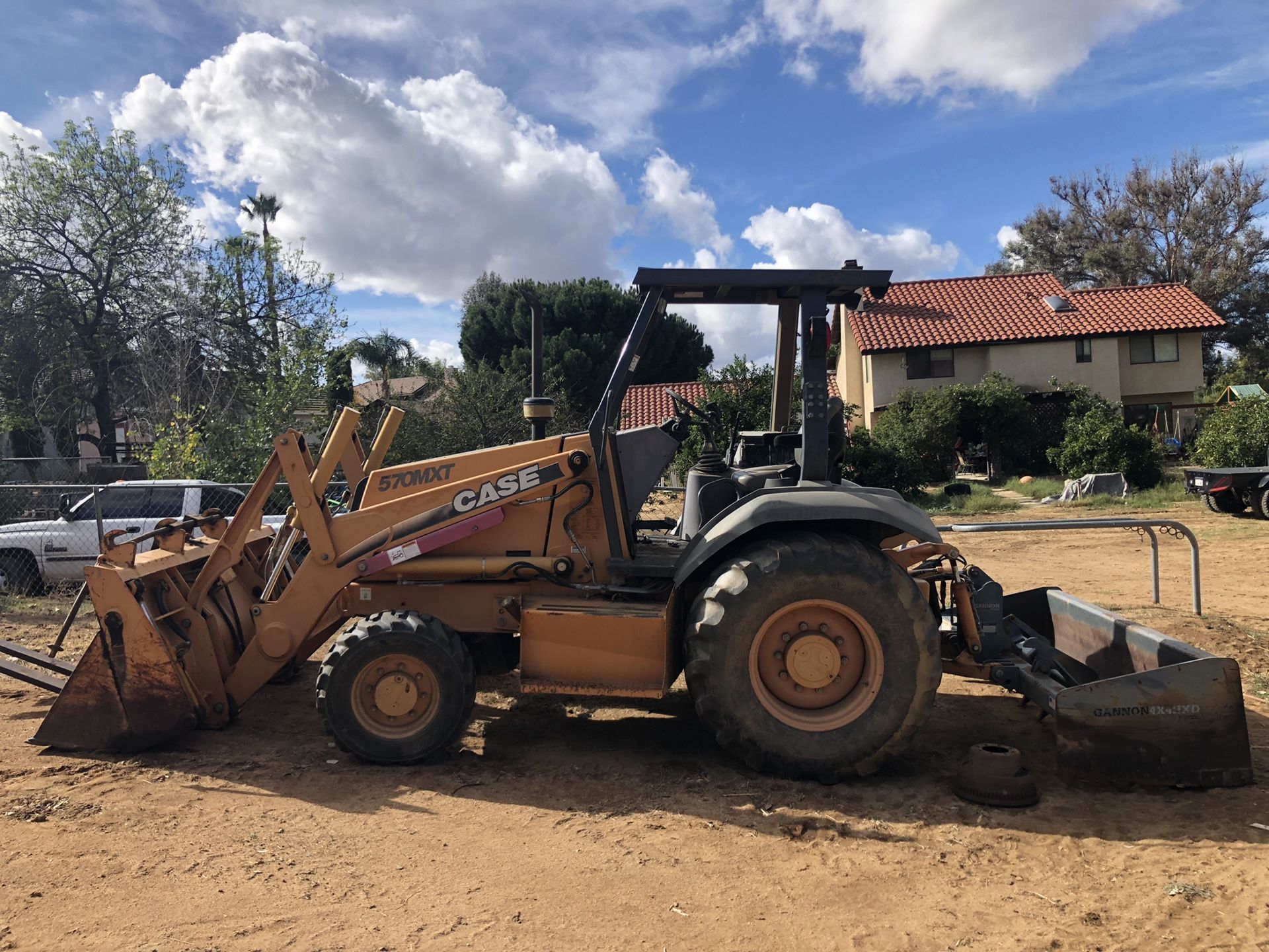 2003 Case 570MXT Skip only 1200 hours 4x4 4 in 1 bucket 6 way Gannon ...