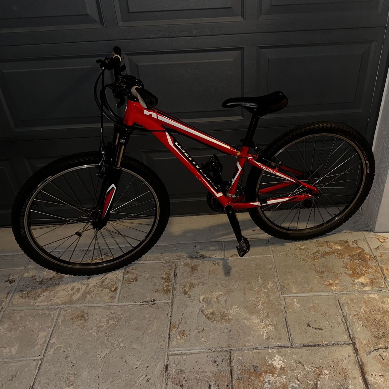 Specialized hardrock xs 13 store