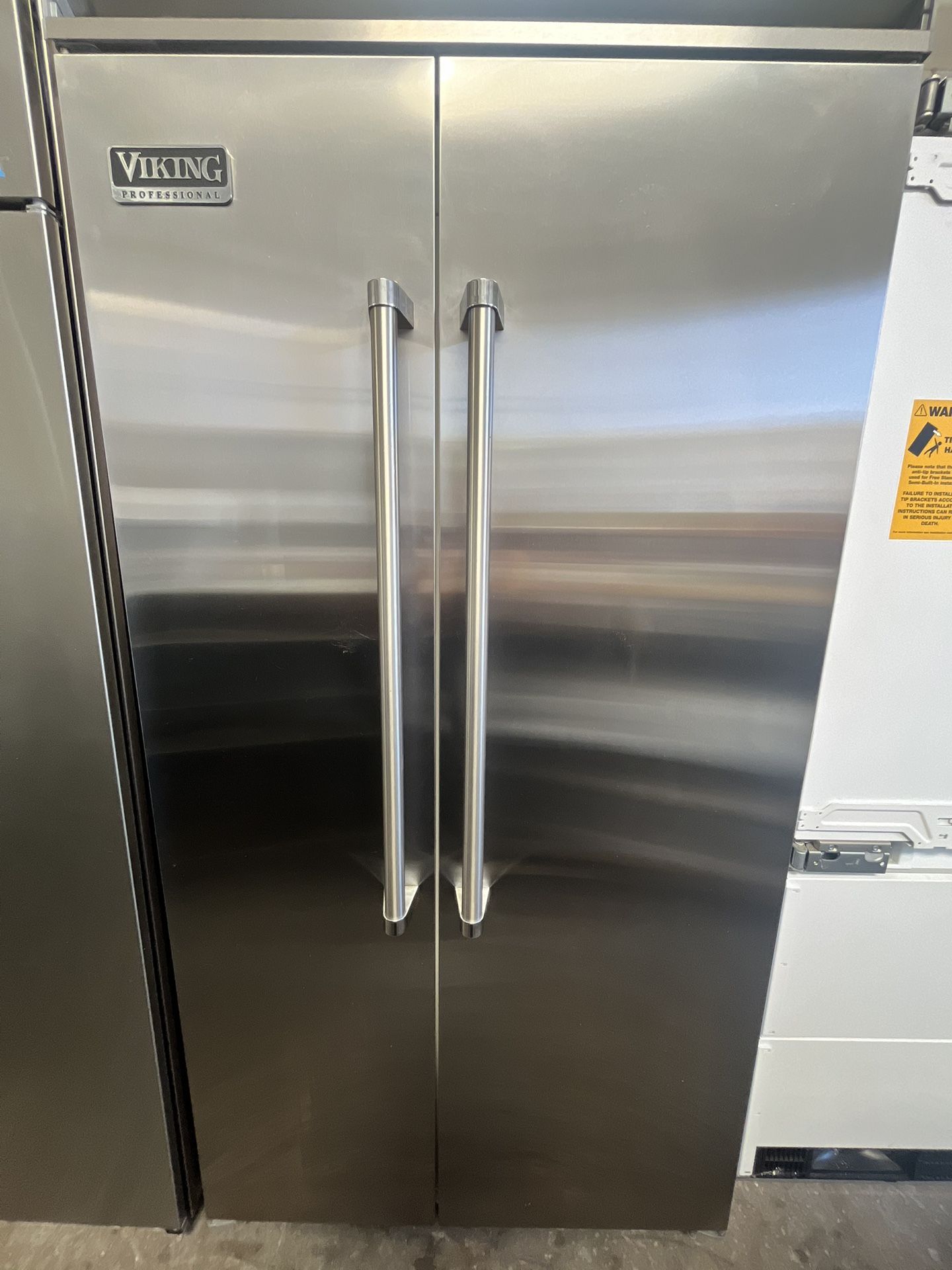 Viking Professional 42” Side By Side Refrigerator for Sale in Ramona ...