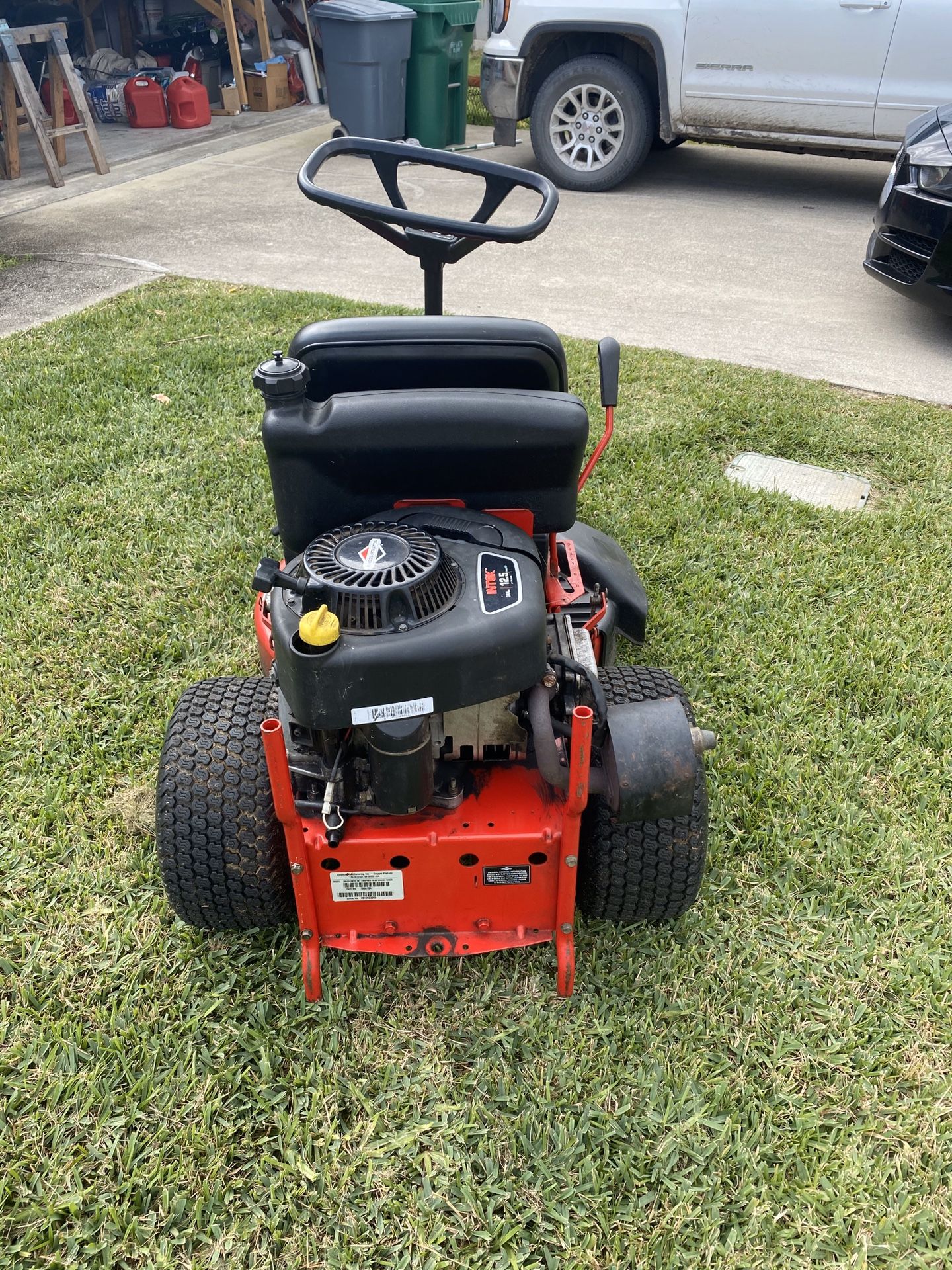 Snapper 28” electric start riding mower for Sale in Palm City, FL - OfferUp