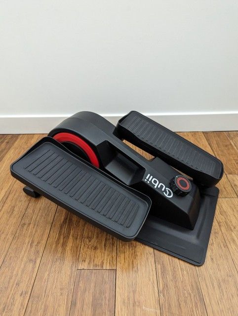 Cubii Pro Under Desk Elliptical for Sale in Los Angeles, CA - OfferUp