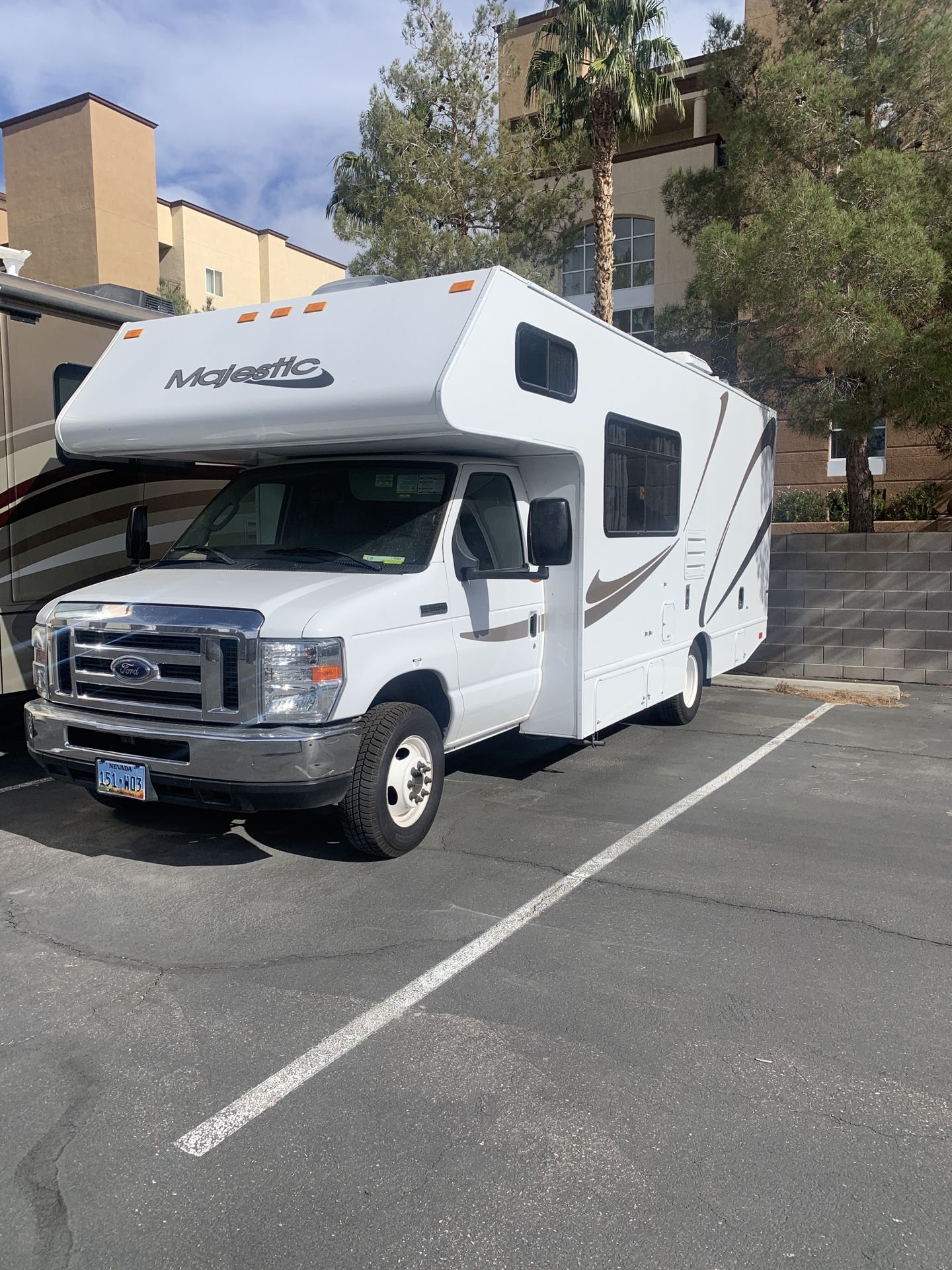 2018 Class C Motor Home , May Trade For Mobile Home for Sale in Las Vegas, NV - OfferUp