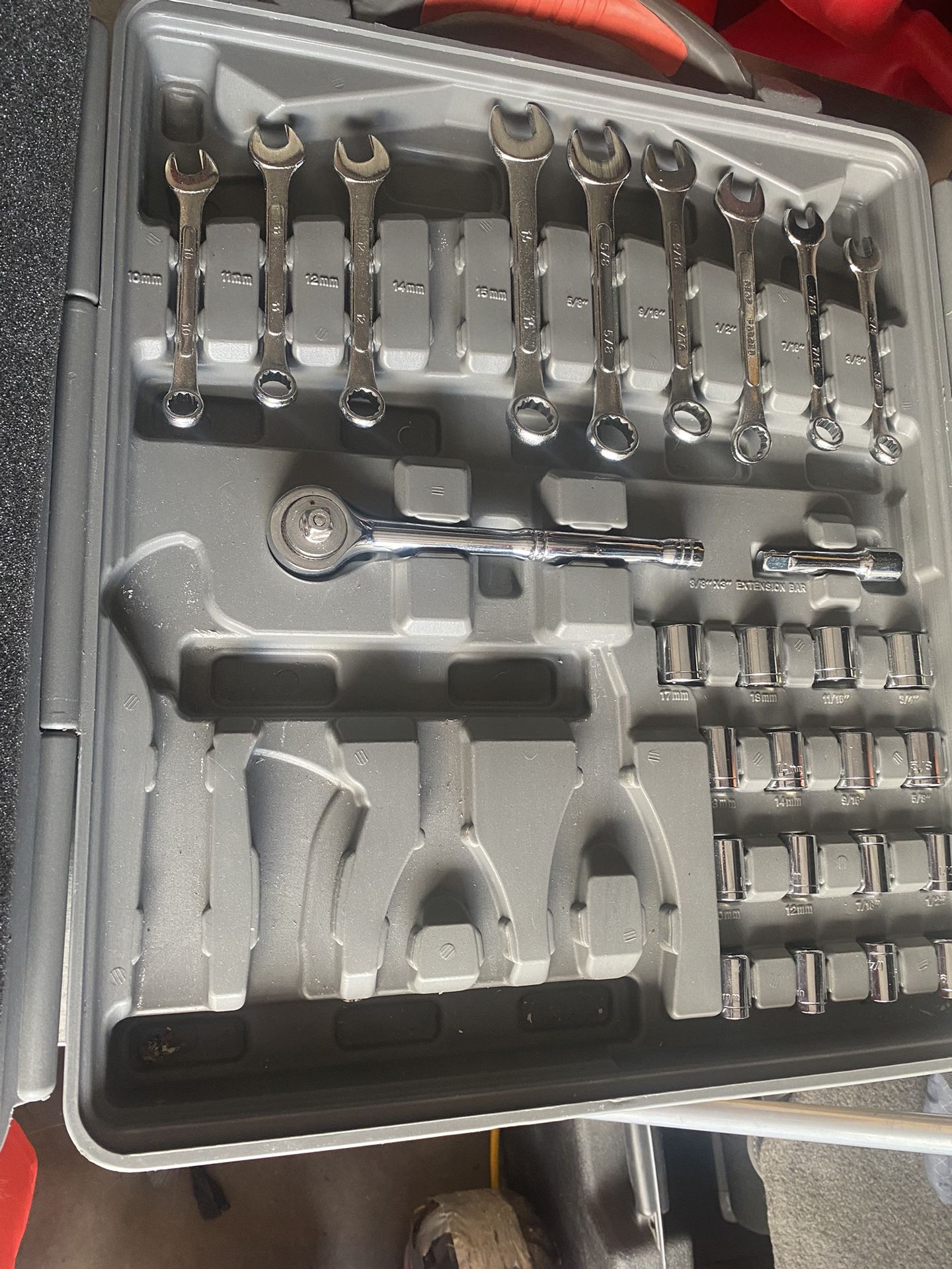 Nice & Clean Wrench & Socket Set for Sale in Bothell, WA - OfferUp