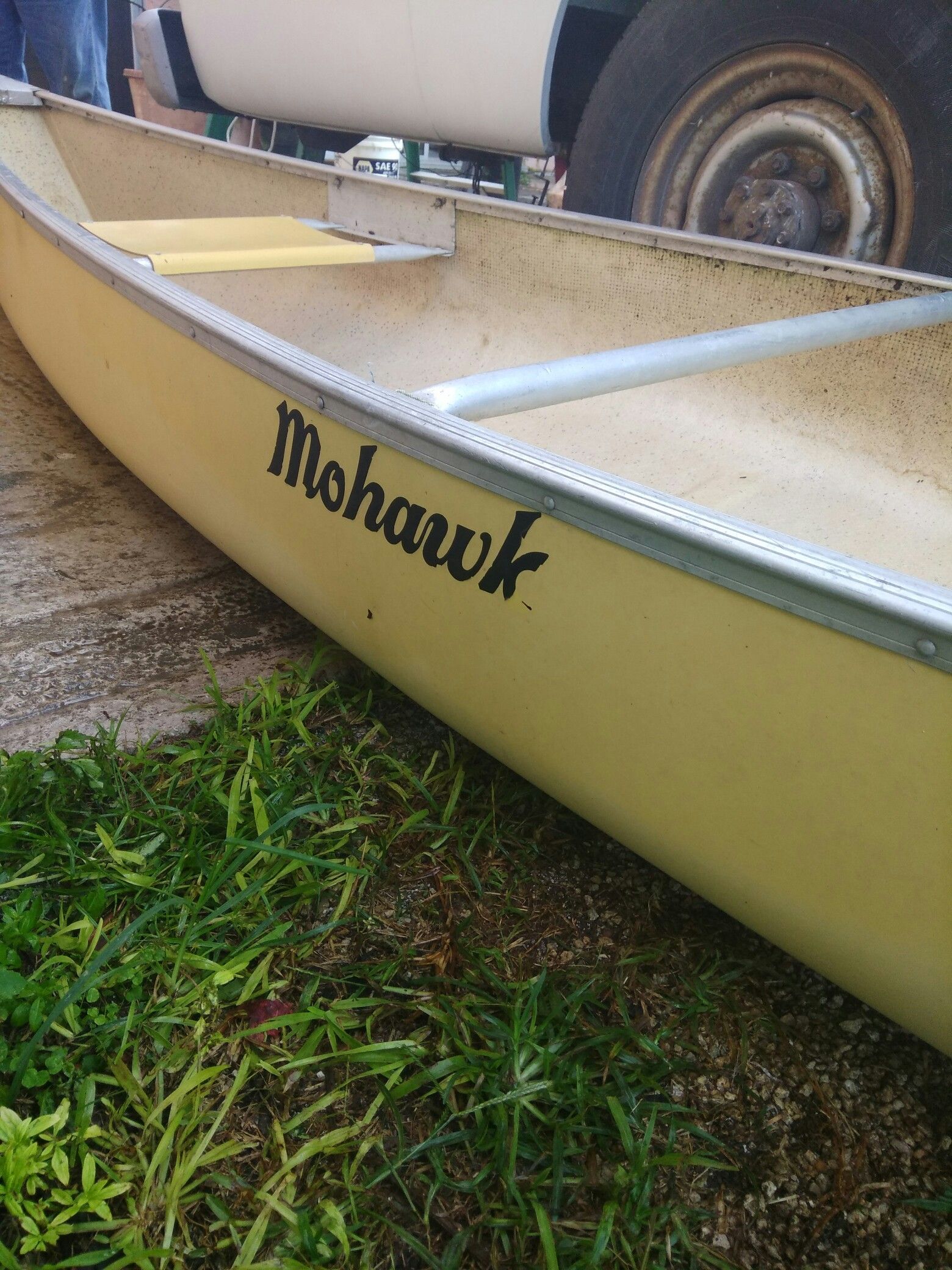 Canoe mohawk fiberglass for Sale in Miami, FL - OfferUp