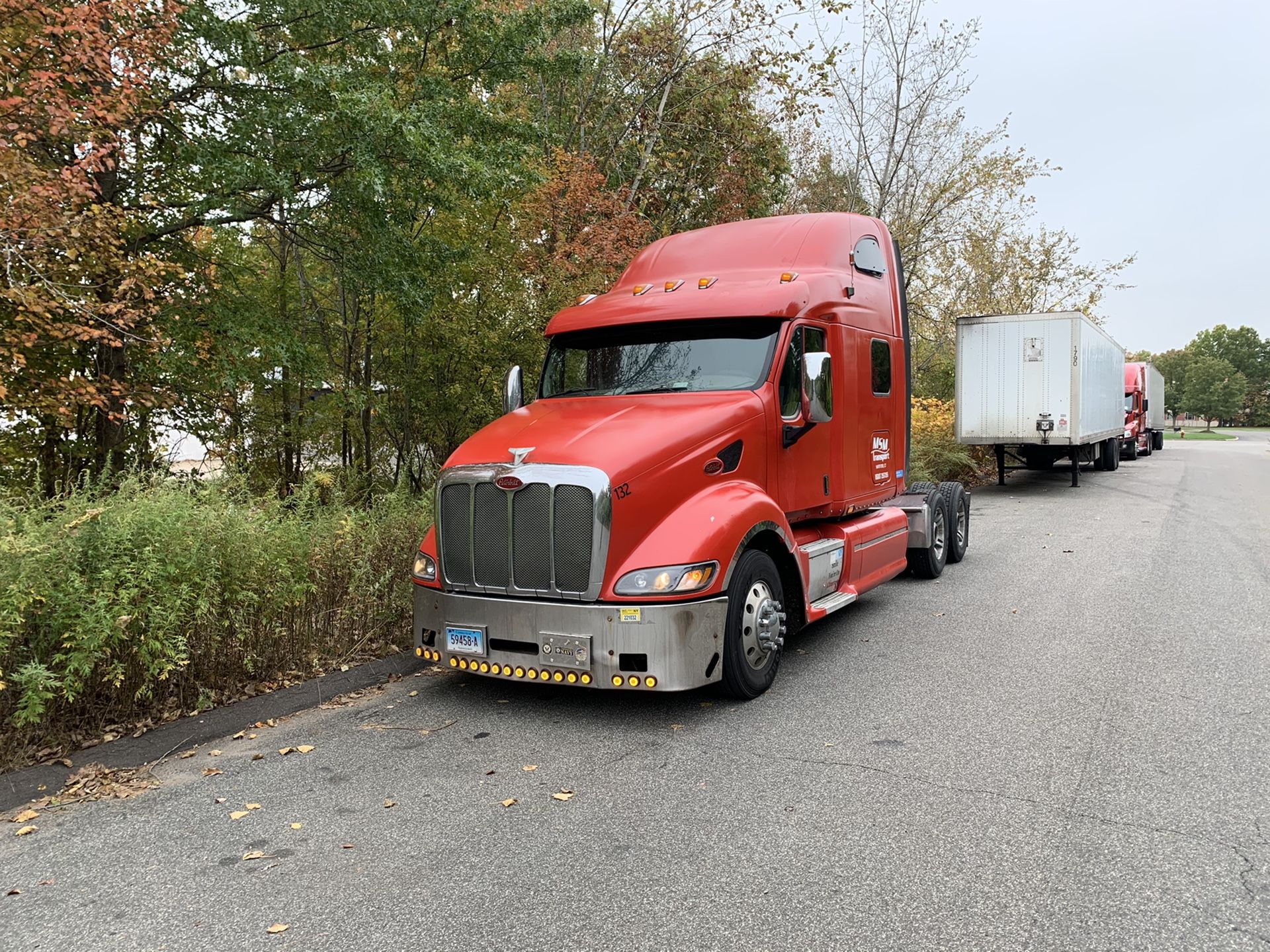 2004 Peterbilt 387 Cat C15 47hp twin turbo 1.3 k miles on chasis For ...