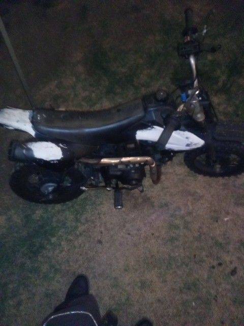 Dirt Bike Kick Start for Sale in Bakersfield, CA - OfferUp