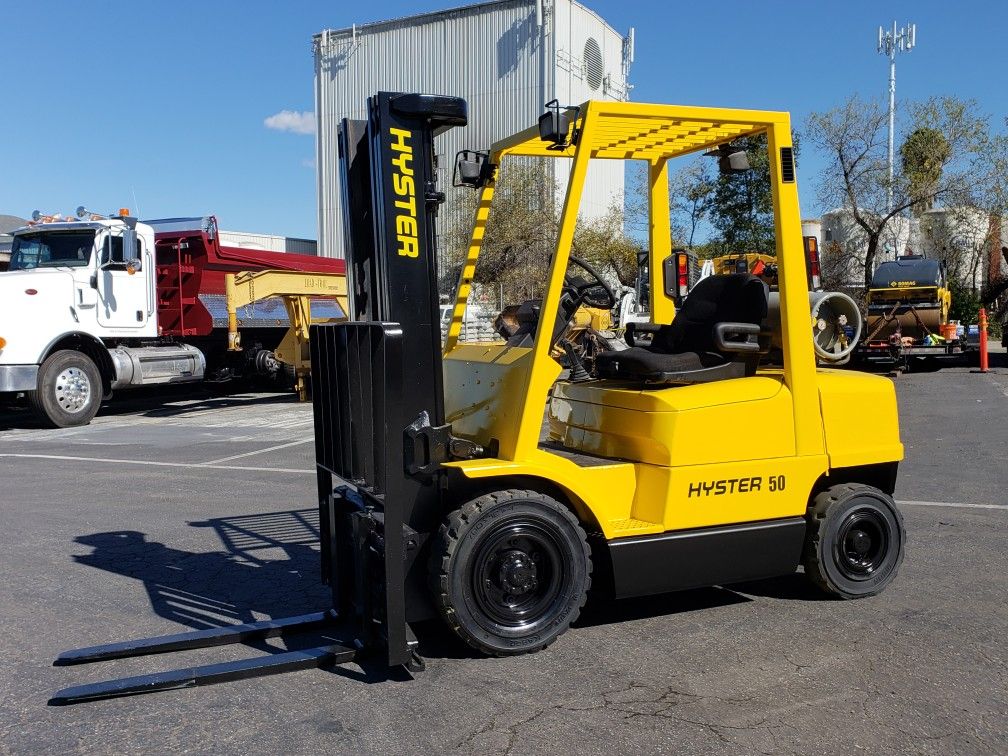 Hyster forklift #5000 pound capacity 3 stage sideshift pneumatic tires ...