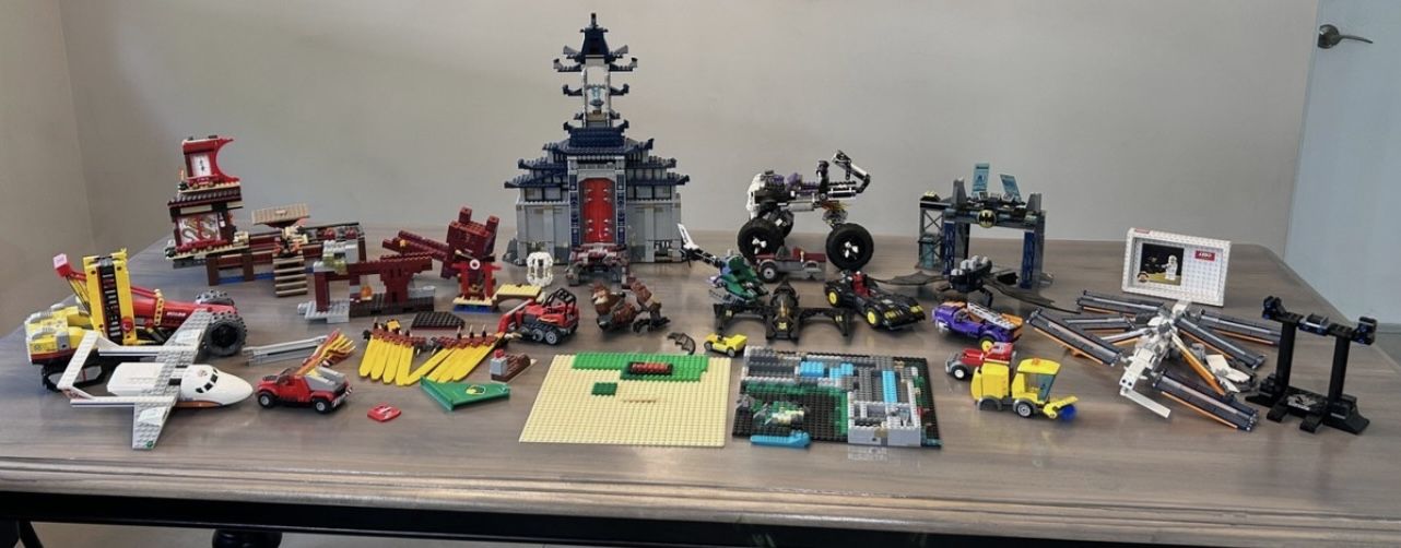 Lego HUGE BULK 180 Lbs!! for Sale in Boca Raton, FL - OfferUp