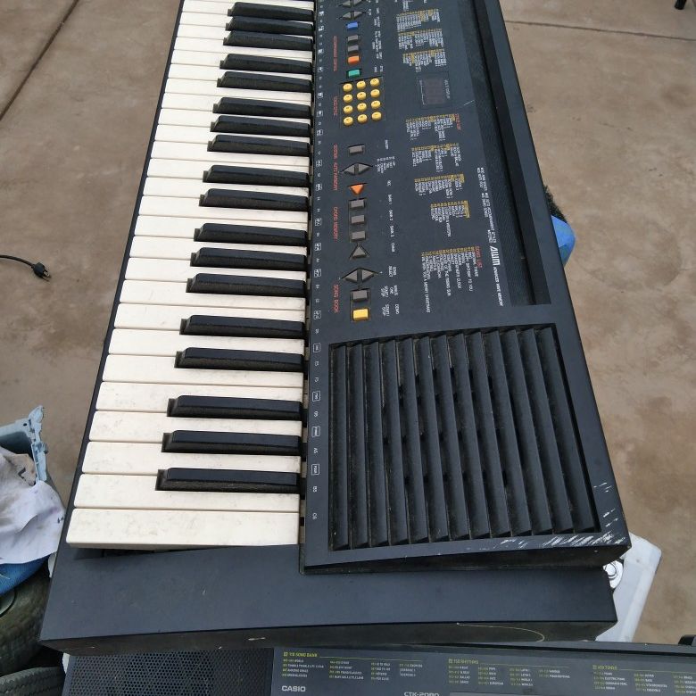 Keyboard Yamaha for Sale in Henderson, NV - OfferUp