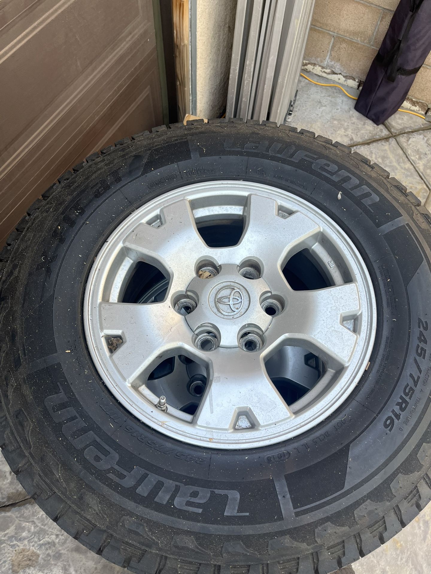 2003 Toyota Tacoma Tire Sizenull