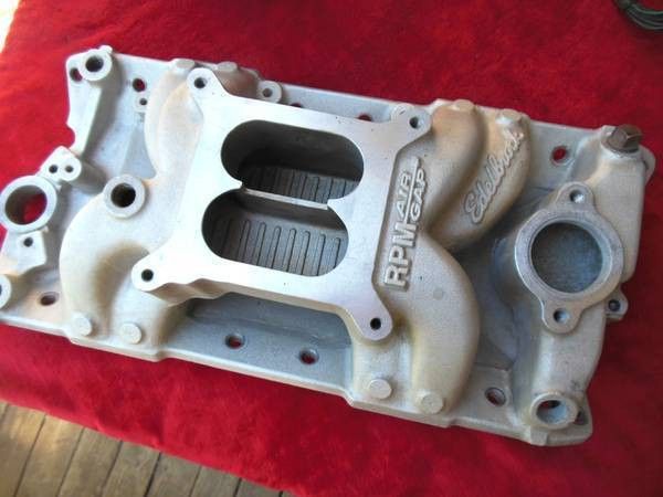 Edelbrock Air Intake SBC for Sale in Blythewood, SC - OfferUp