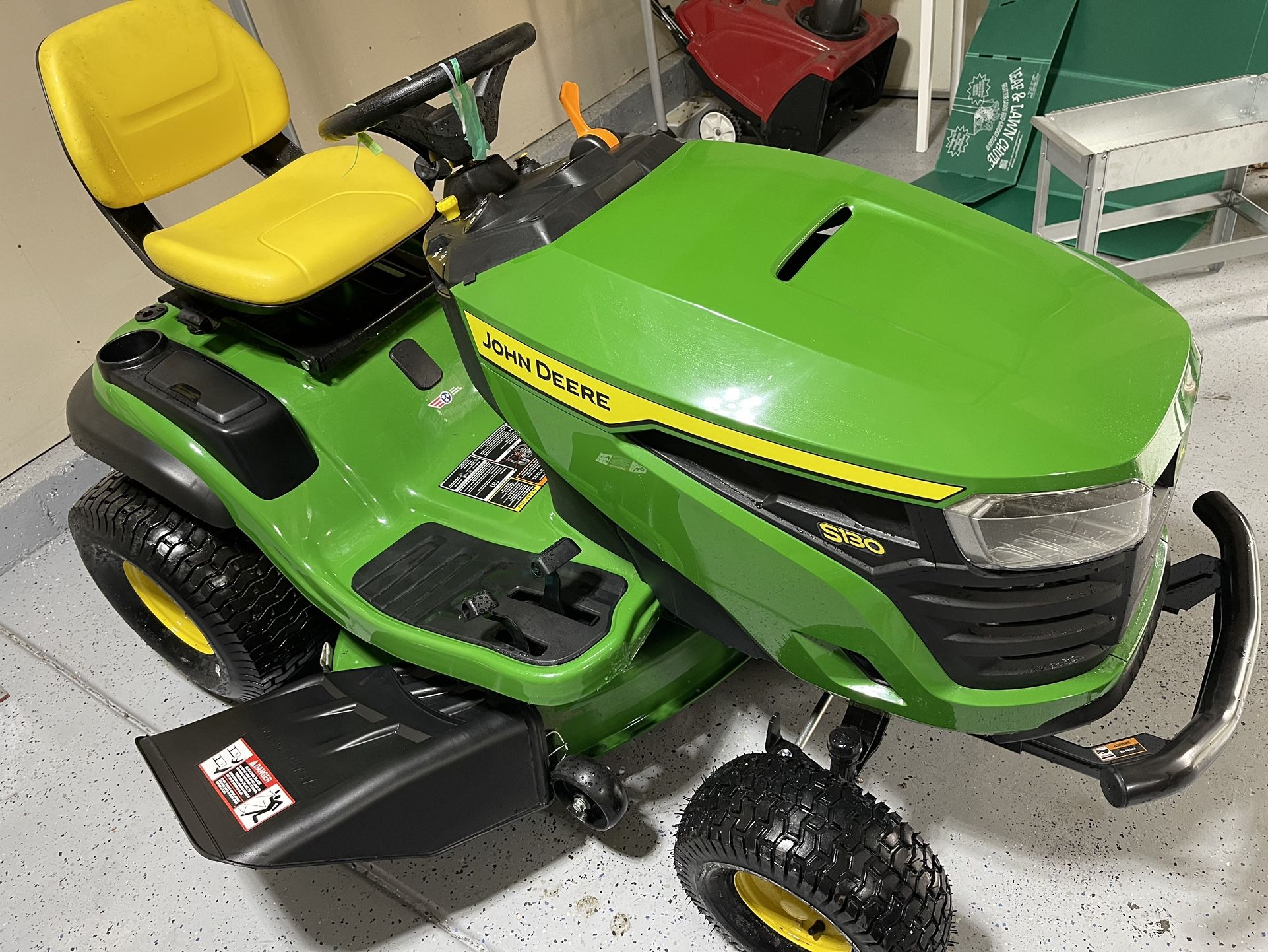 John Deere riding mower S130 With Mulching Kit for Sale in Bolingbrook ...