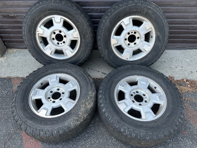 6 on 135mm 17 inch stock rims with old tires f150 navigator Expedition ...