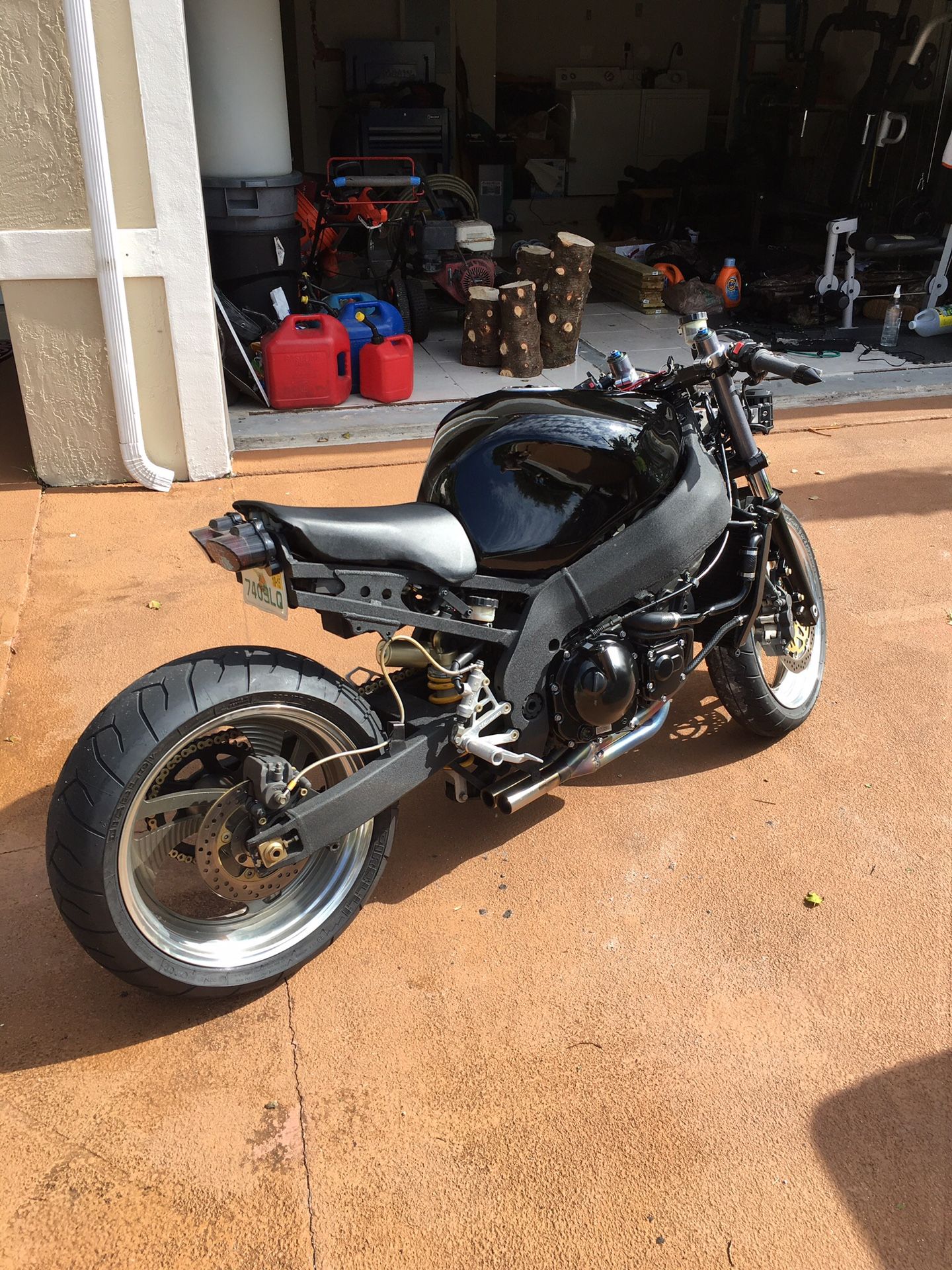 Kawasaki Streetfighter 600cc