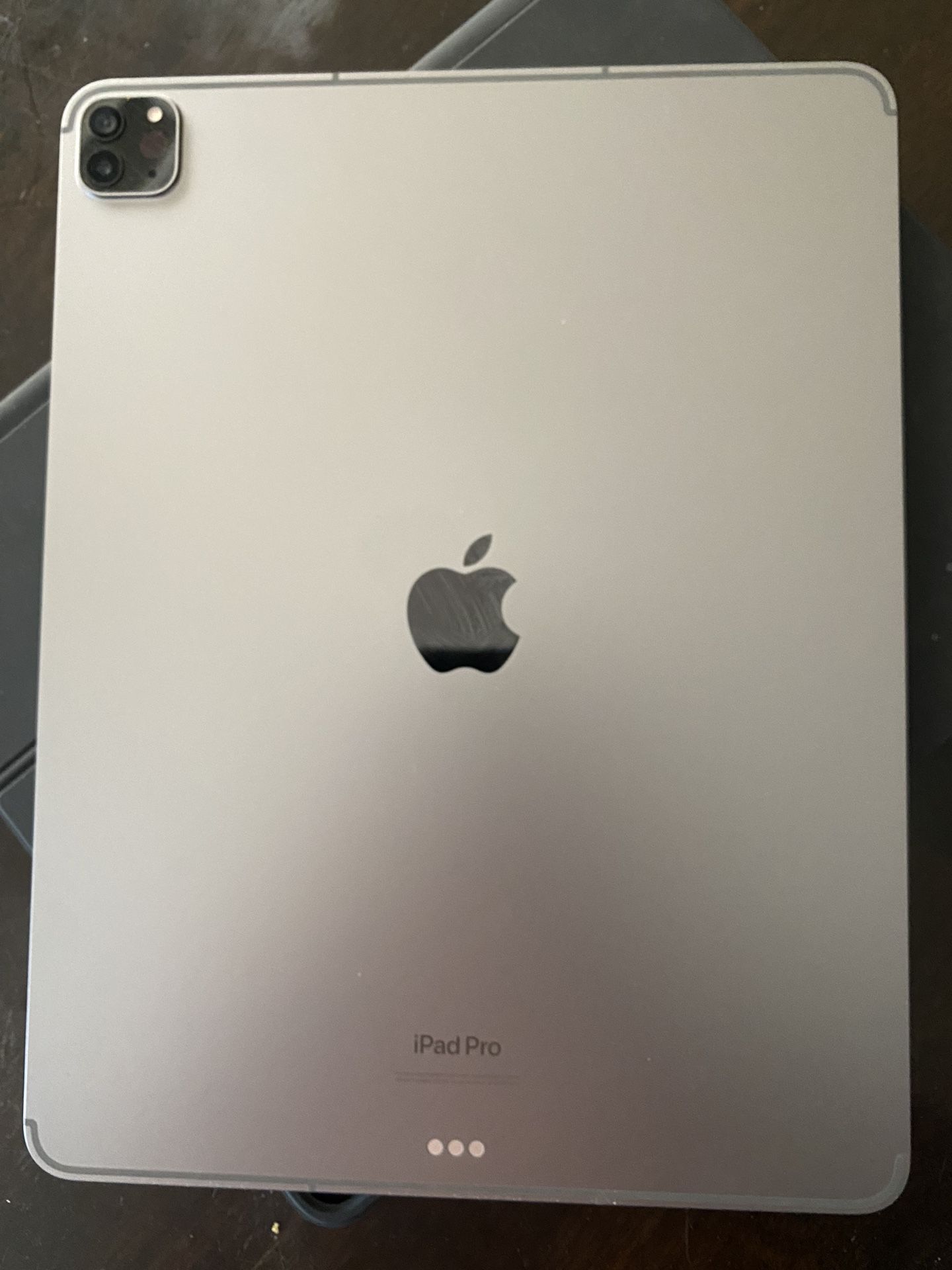 iPad 12 Pro Max for Sale in Rio Rancho, NM - OfferUp