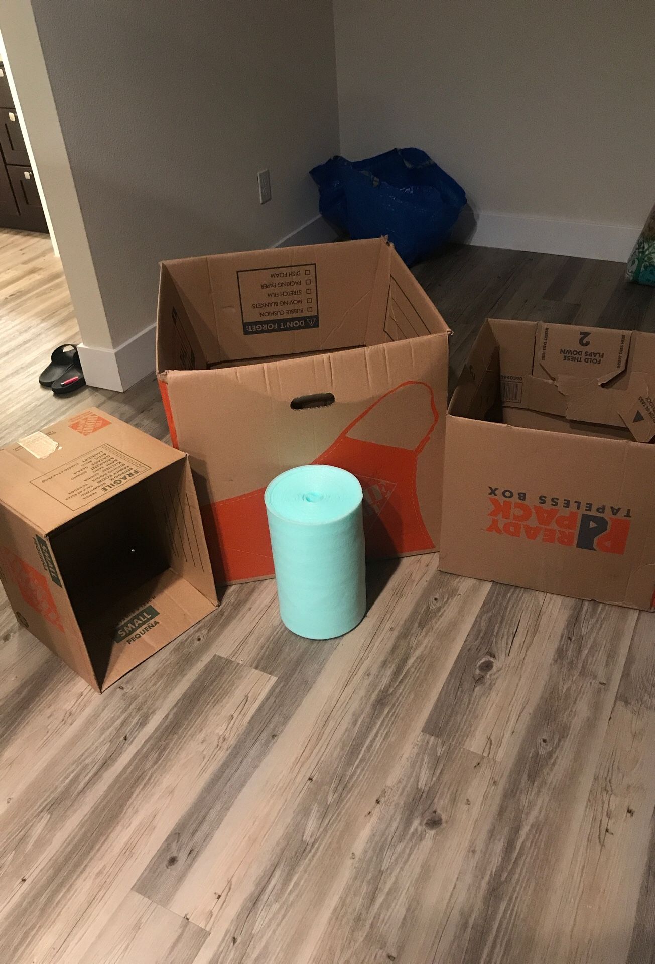 HOME DEPOT ($20) : Moving Boxes taped up and READY TO GO W/ Wrapping ...