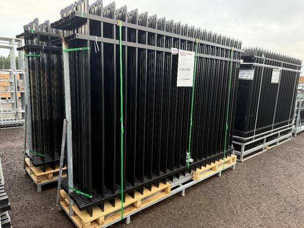 10ft x 7ft Steel Fence Panels. 22 Pack for Sale in Kent, WA - OfferUp