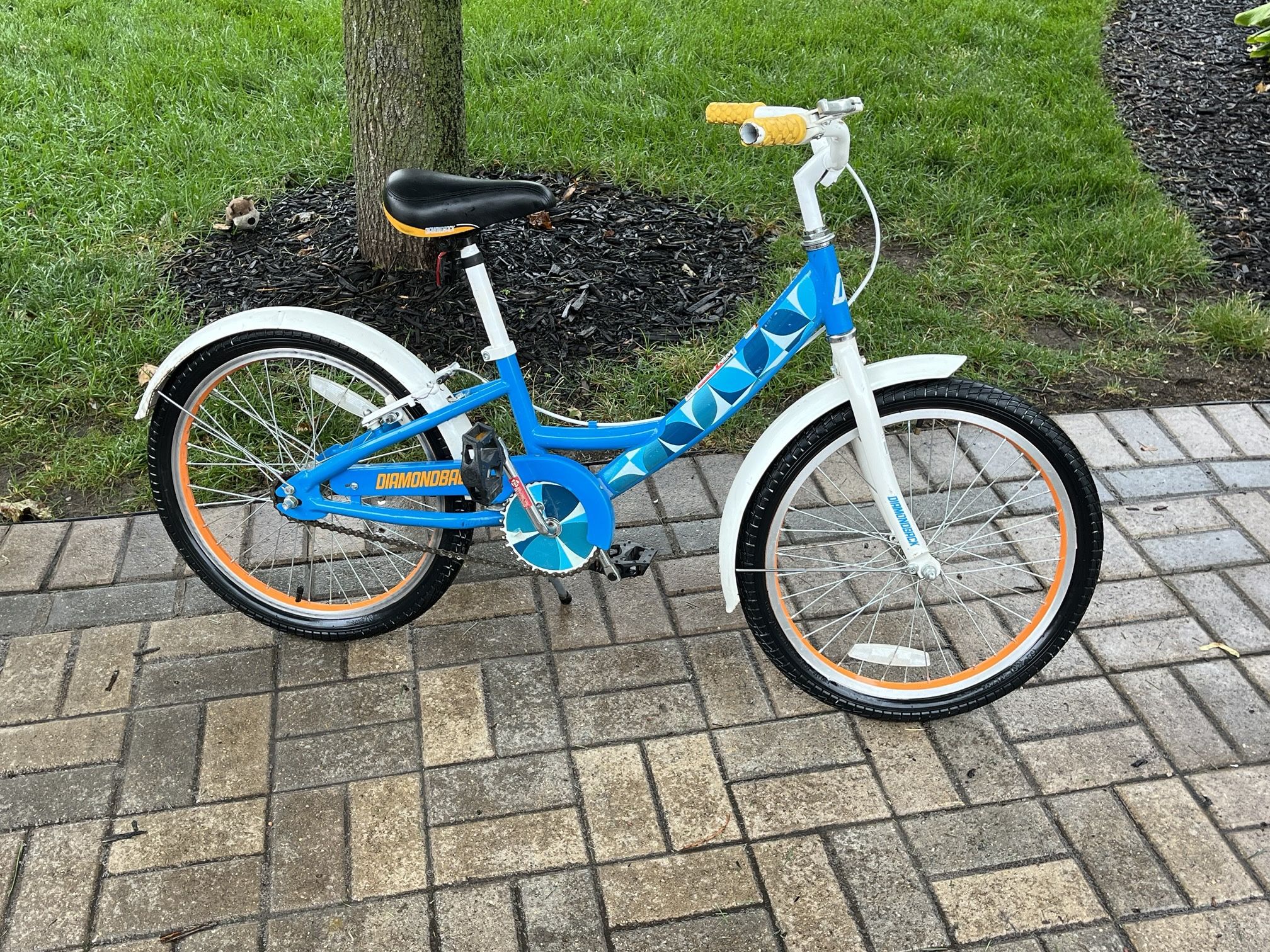 20 Diamondback Impression Girl s bike for Sale in Naperville IL OfferUp