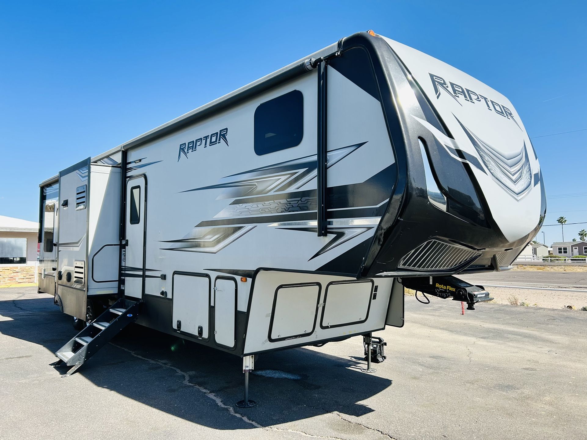 2019 Keystone Raptor for Sale in Mesa, AZ - OfferUp