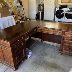Flexsteel wynwood collection desk store