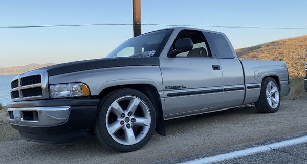 98 Dodge Ram 1500 for Sale in Moreno Valley, CA - OfferUp