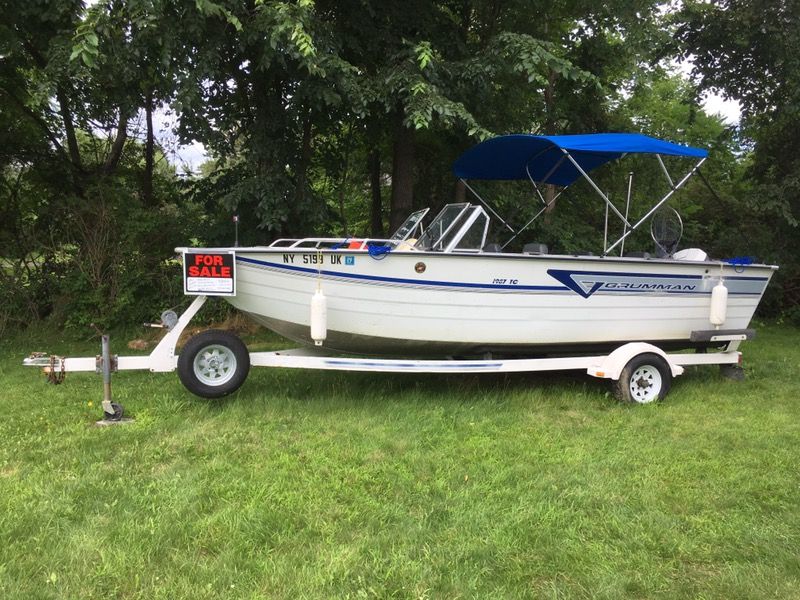 19 ft. Grumman aluminum boat for Sale in Schenectady, NY - OfferUp