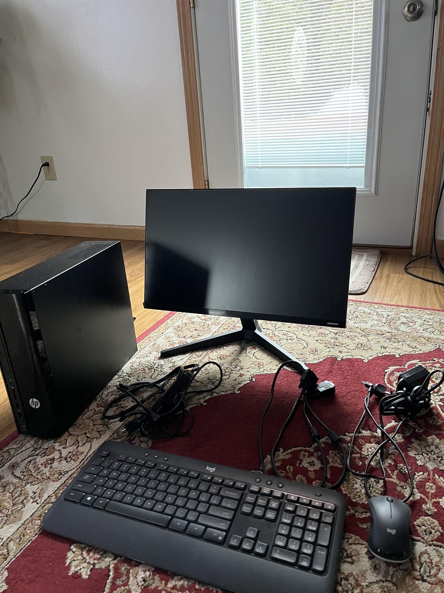 Intel PC & Samsung Monitor (Comes With Cables, Keyboard And Mouse) for ...