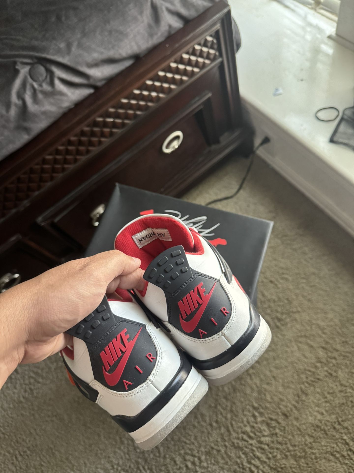 Air Jordan 4 Retro for Sale in Houston, TX - OfferUp