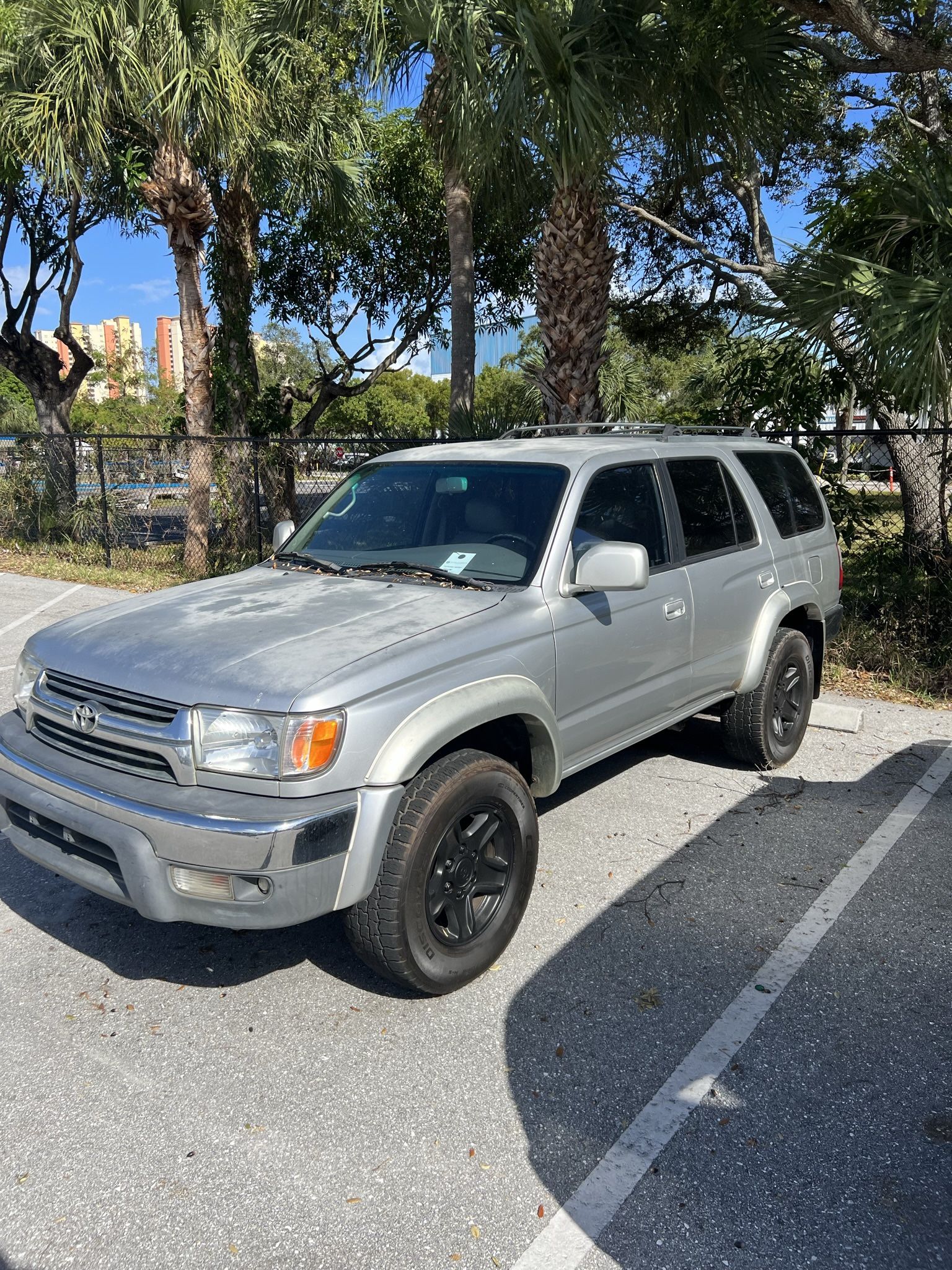 2001 Toyota 4Runner for Sale in Riviera Beach, FL - OfferUp